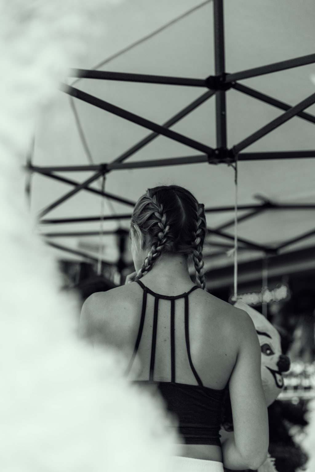 7 praktische FITNESS-FRISUREN, die deine Haare beim Sport halten